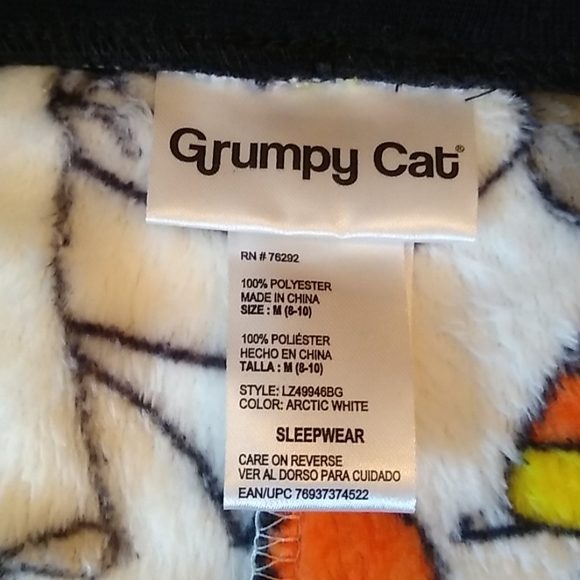 Grumpy Cat | Intimates & Sleepwear | Grumpy Cat Halloween Fleece Pajama ...